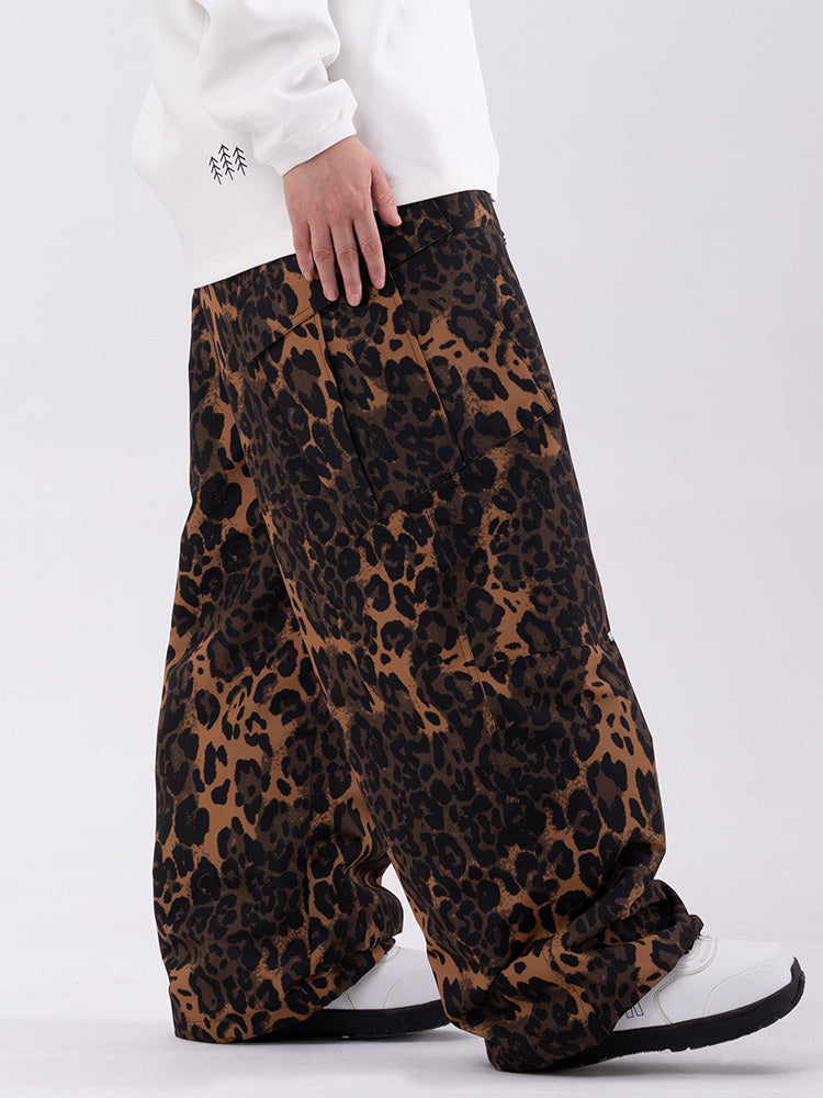 Women's Double Knee Mountain Freestyle Leopard Baggy Snow Pants | Snowverb